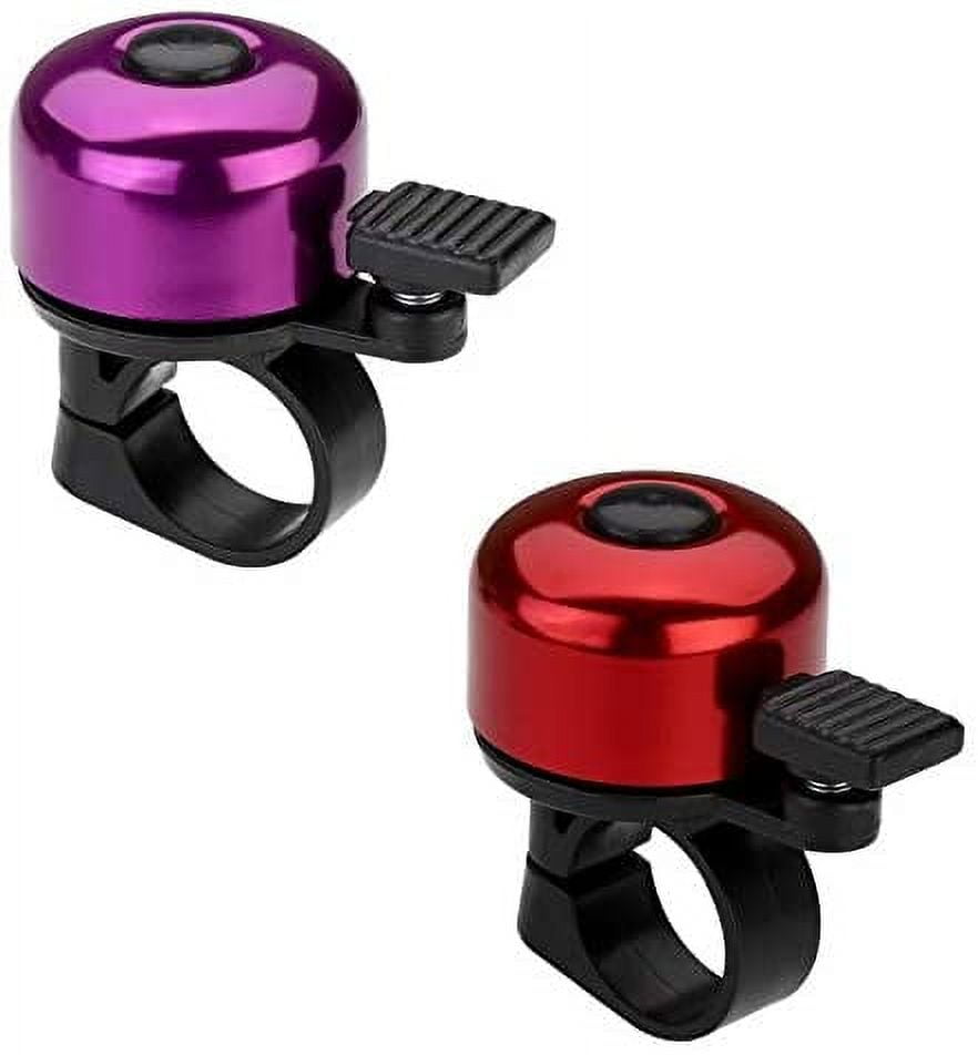 This durable and high-quality data cable has a perfect space-saving ...