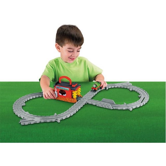 Thomas & Friends Engine Wash Play Set - Walmart.com