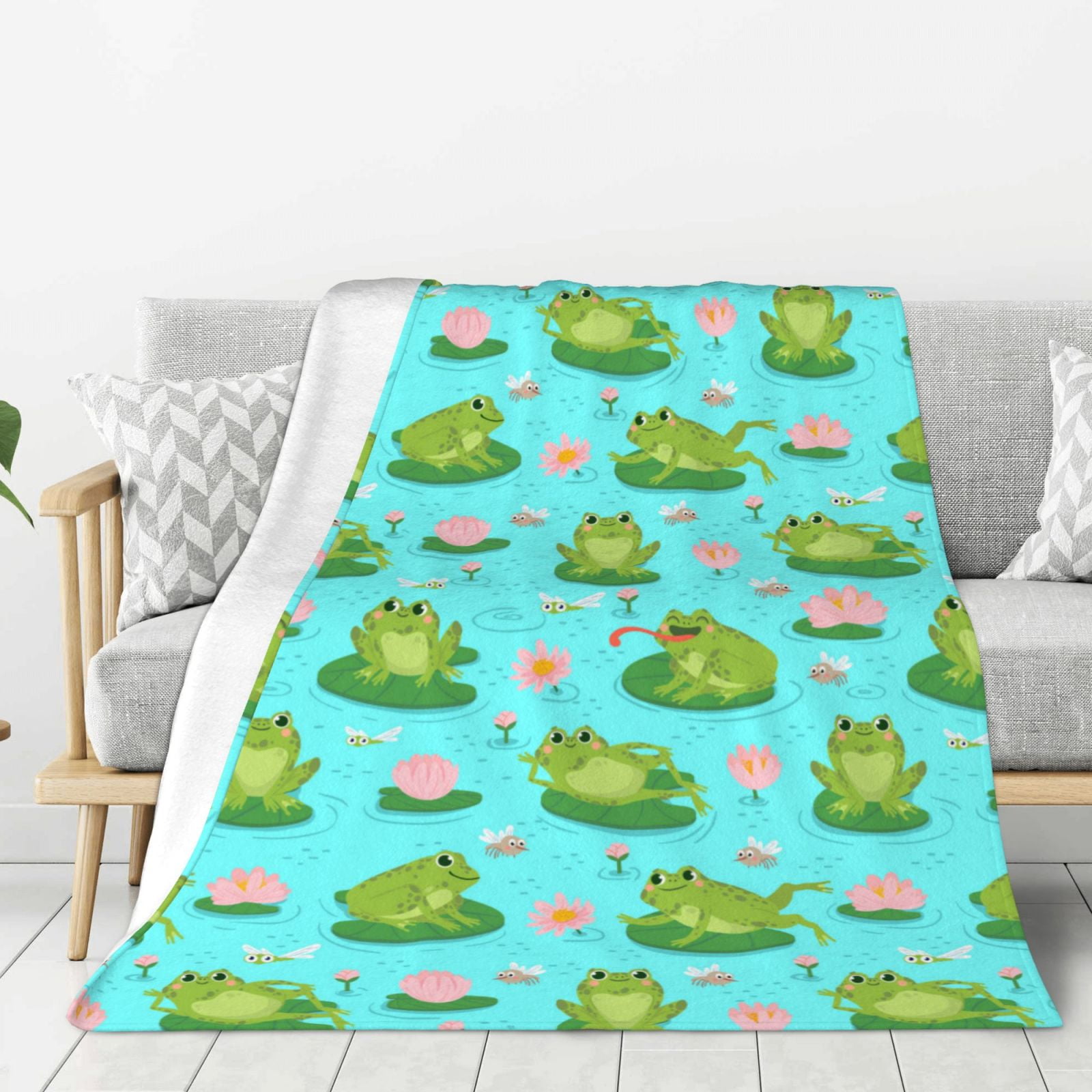 Throw Blanket for Couch Bed and Sofa, Frogs And Aquatic Plants Super ...