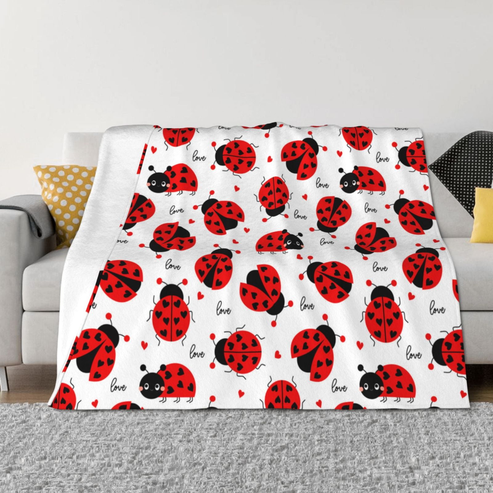 Throw Blanket for Couch Ladybug And Heart Super Soft Fuzzy Comfy Warm ...