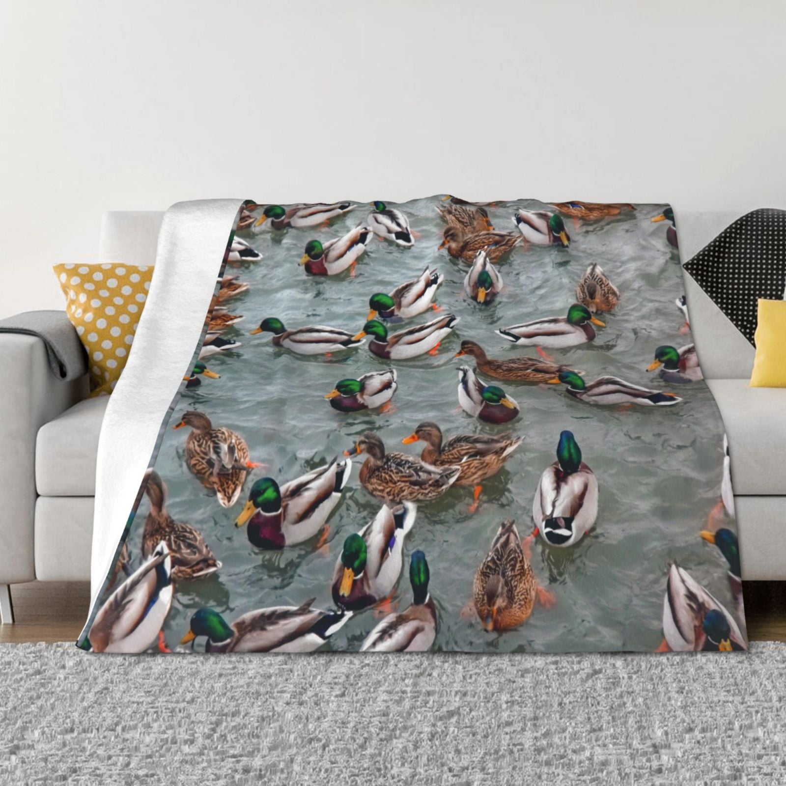 Throw Blanket for Couch, Mallard Ducks Swimming Super Soft Fuzzy Comfy ...
