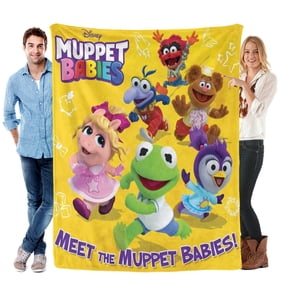 Disney A Frozen Day Woven Tapestry Throw Blanket - Walmart.com
