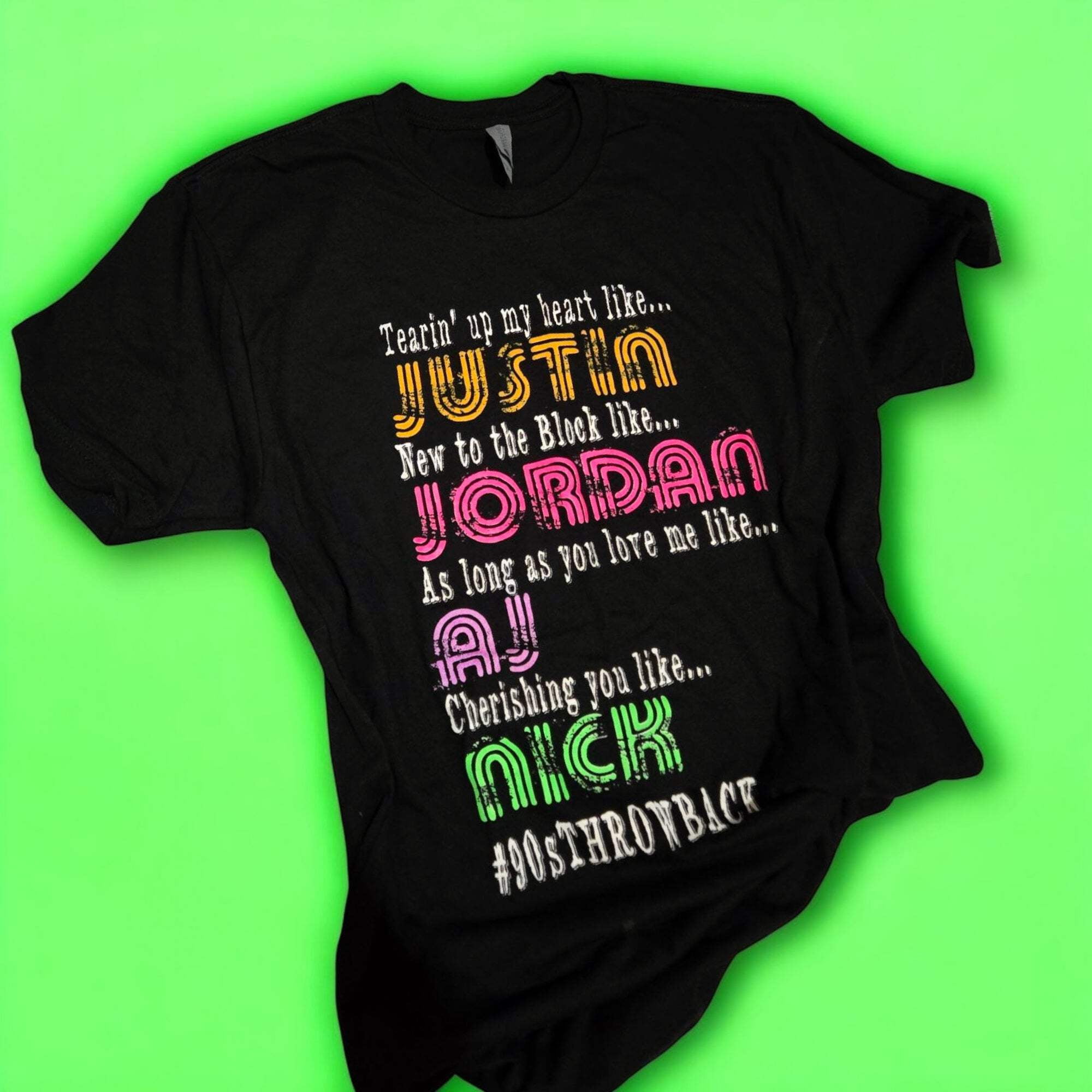 Throwback to 90s Music Scene Graphic Tee - Walmart.com