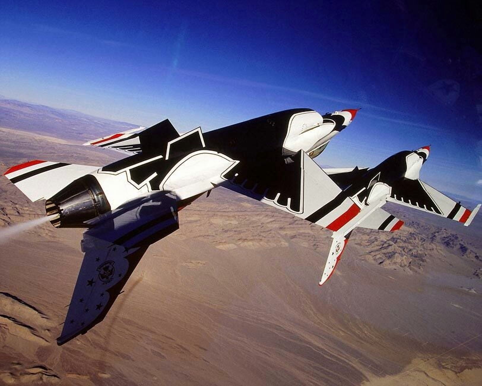 Thunderbirds F-16 Falcons Arrowhead Loop Style -1 - 12x18 Inch ...