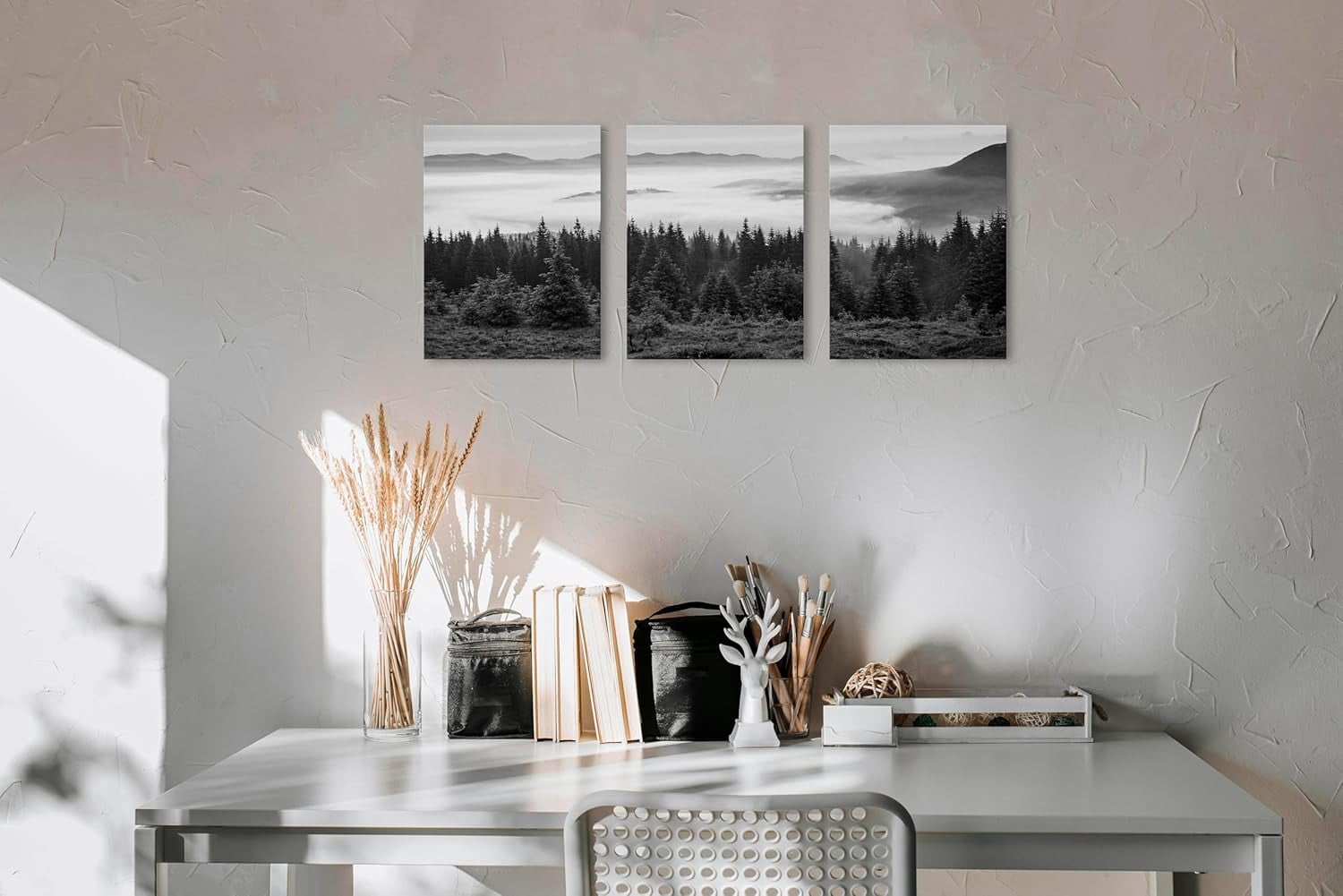 Personalized canvas painting core uses exaggerated colors, full of ...