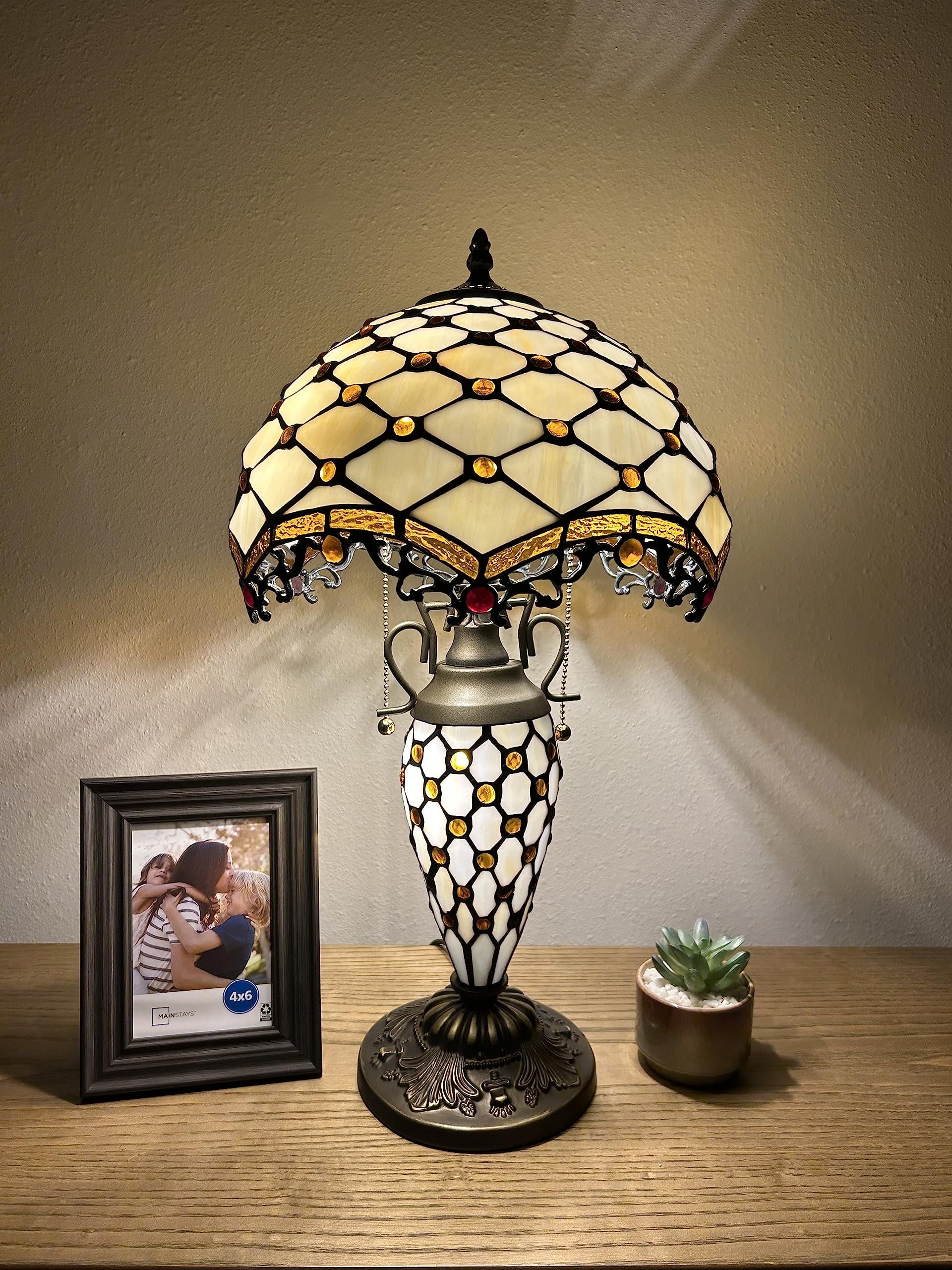 Tiffany Table Lamp Beige Stained Glass Shade And Base Crystal Beans LED ...