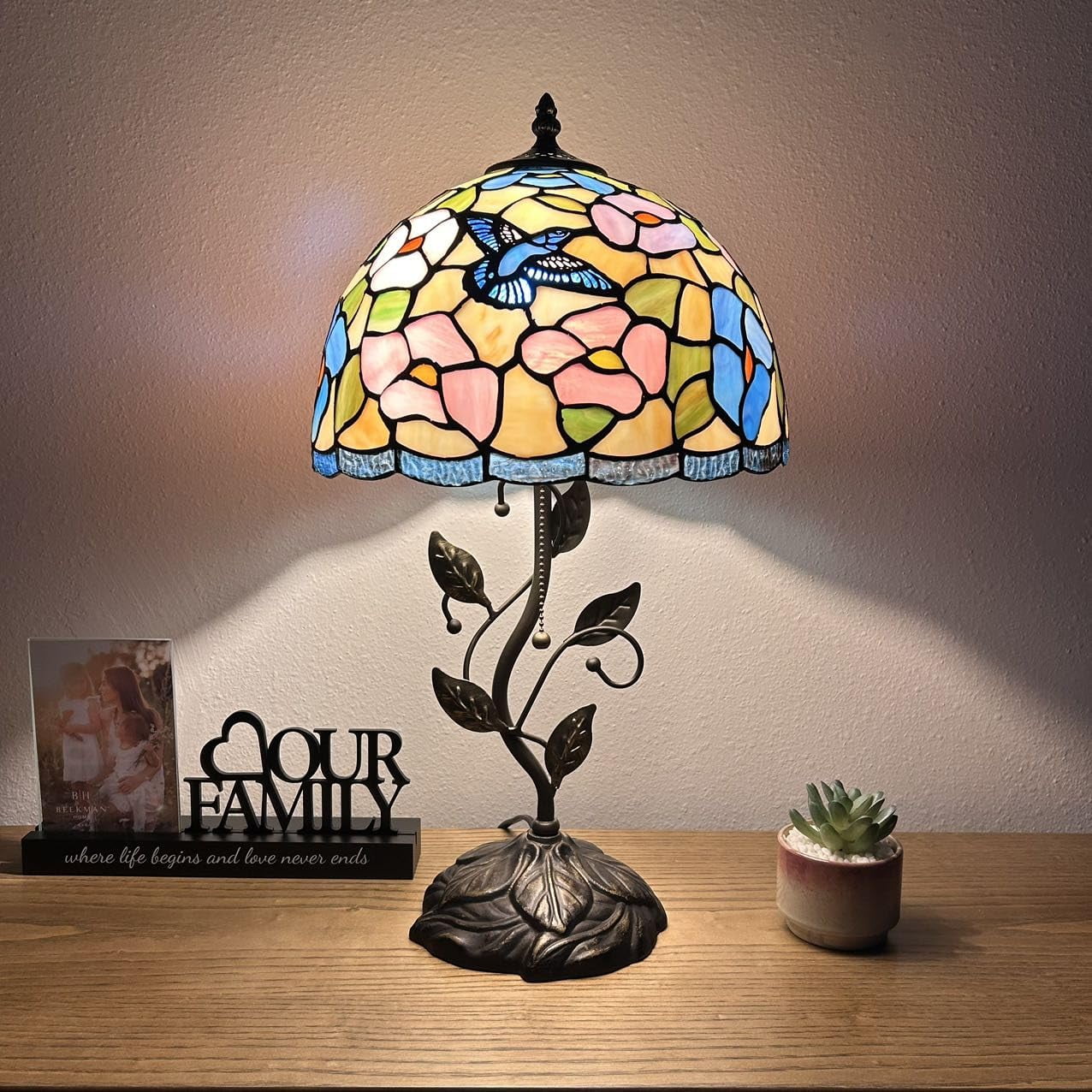 Tiffany Table Lamp Pink Blue Stained Glass Hummingbird Frowers Iron ...