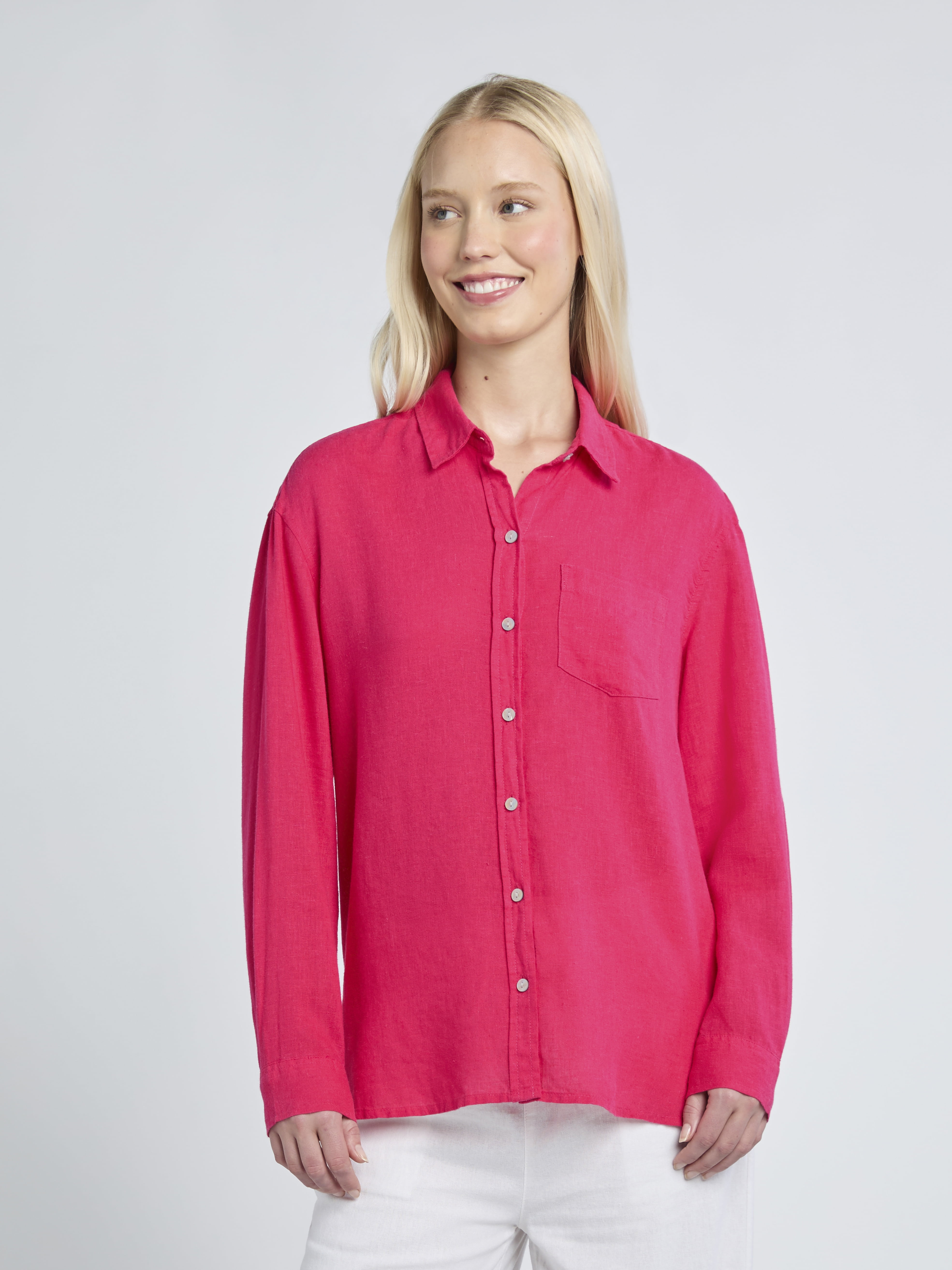 Time & Tru Women's Linen Oversized Long-Sleeve Shirt with Button Pocket ...
