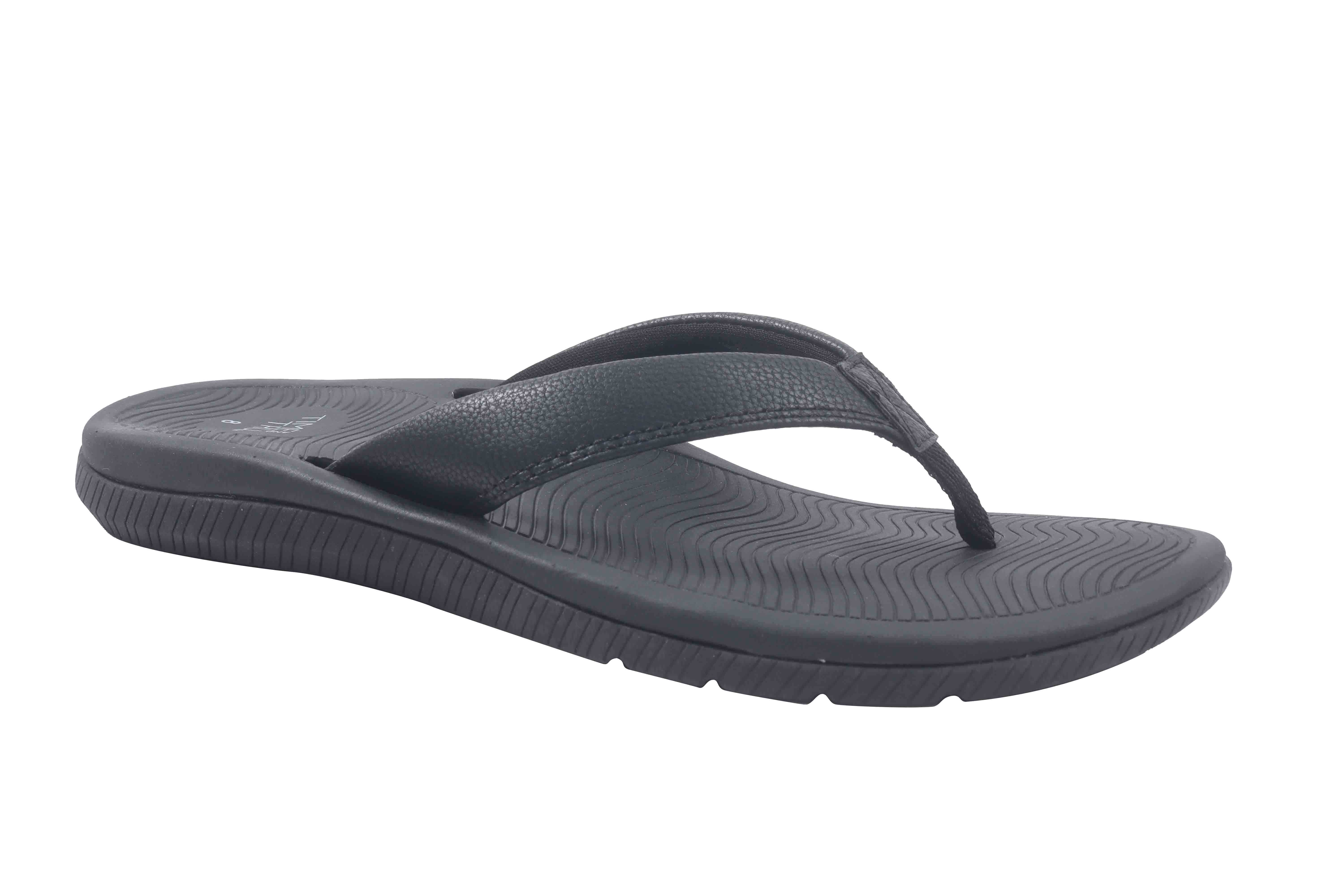 Time and Tru Women's Flip Flop Sandal, Simple Slip-On Thong Sandals in ...