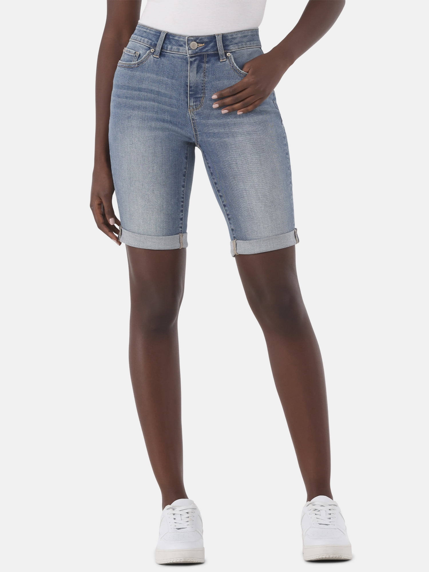 Time and Tru Women's Mid Rise Denim Bermuda, 10" Inseam, Sizes 2-20 ...