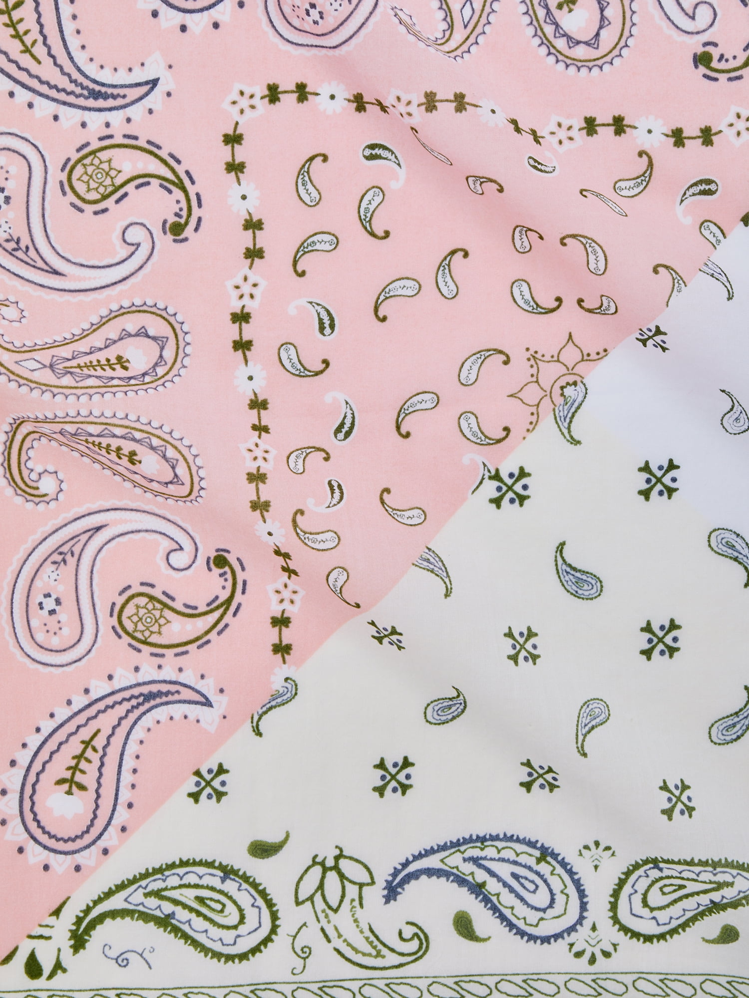 Time and Tru Women's Western Star Bandana, Rose Bush, One Size Fits ...