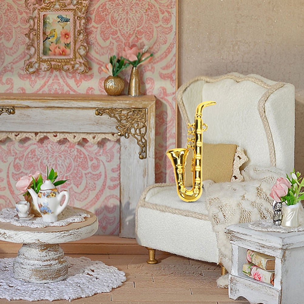Tineasur 2Pcs Small Simulated Saxophone Ornament Golden Plastic Home ...