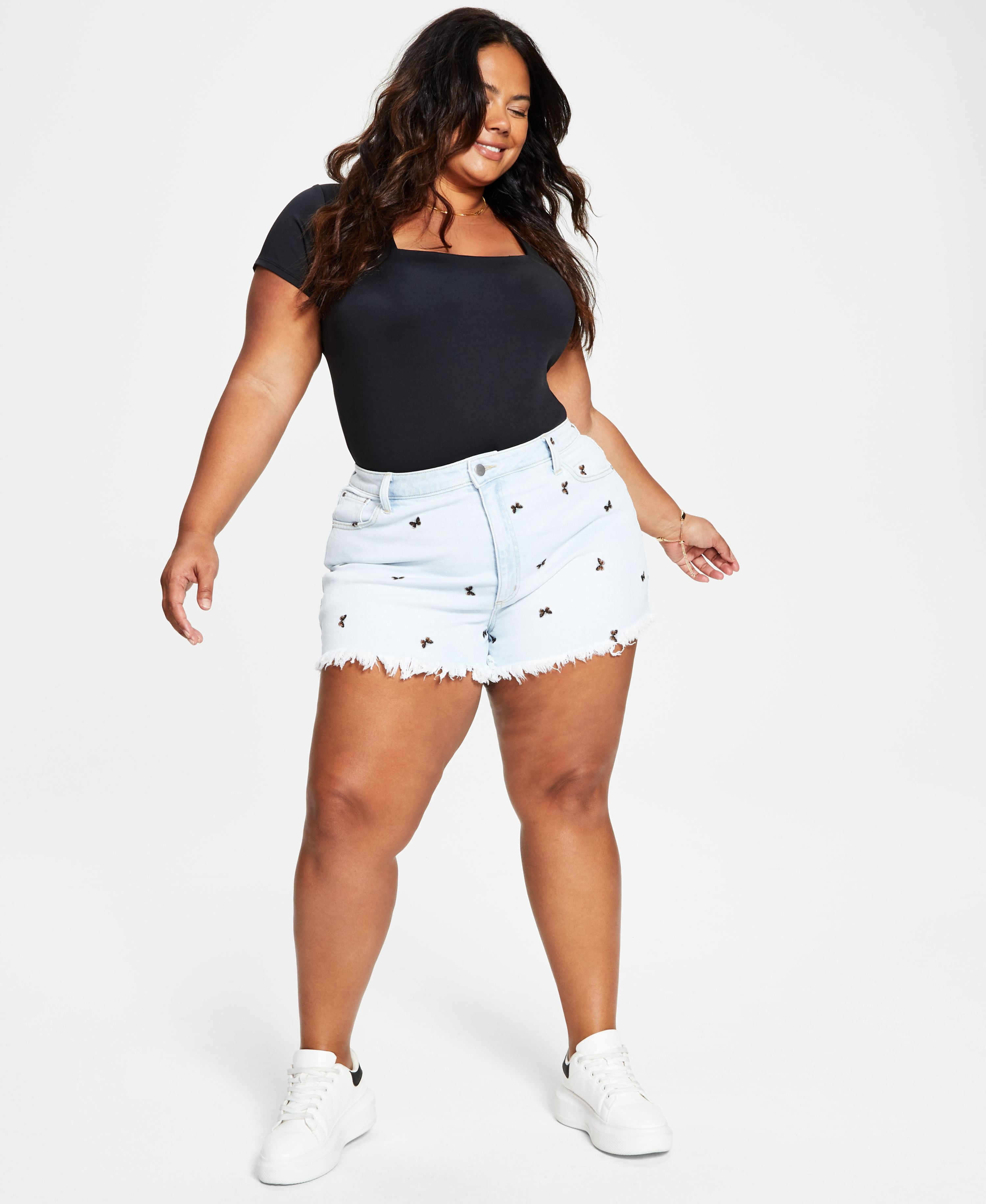 Tinseltown Trendy Plus Size High Rise Frayed Hem Mom Shorts Light Wash ...