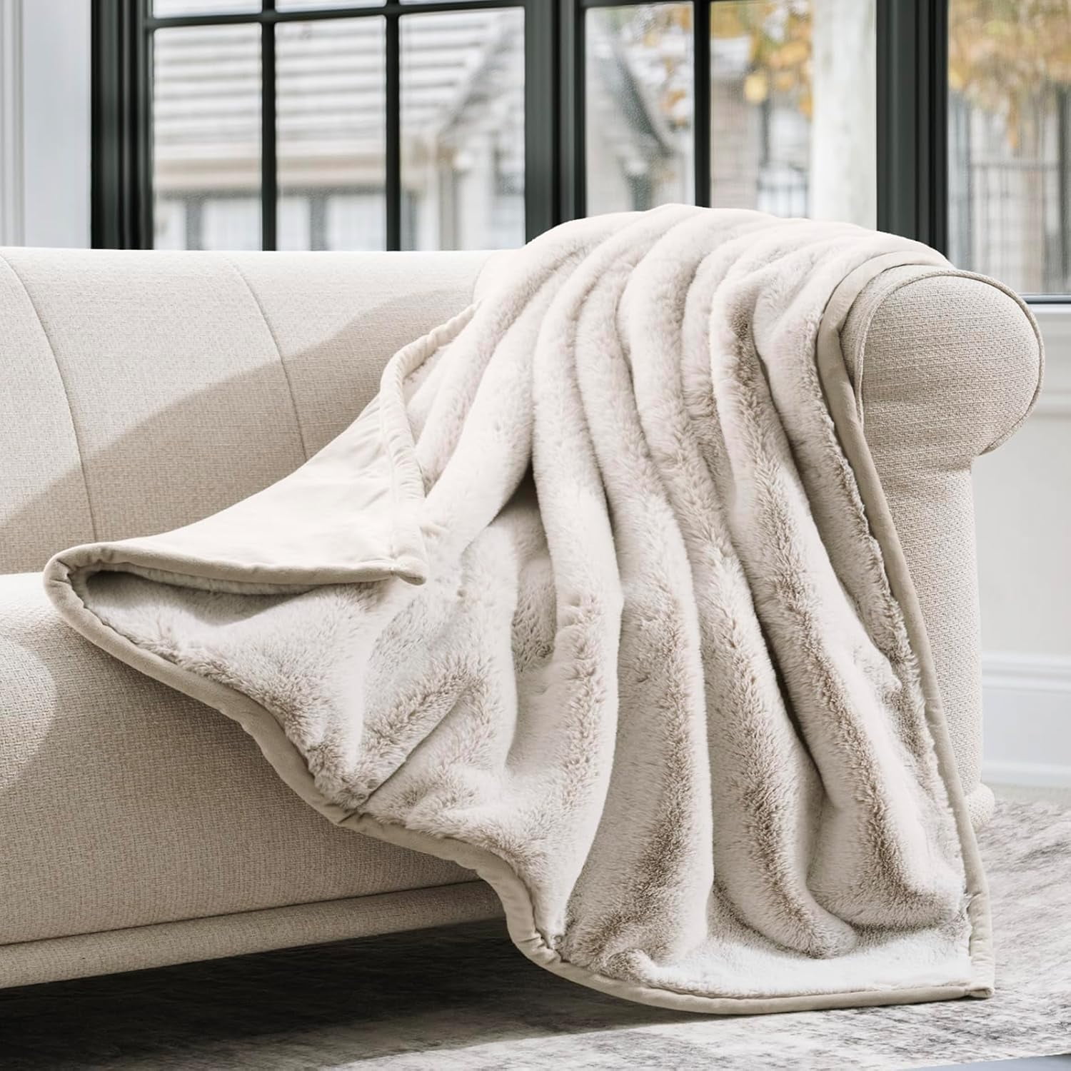 Tipped Champagne Ivory Faux Fur Throw, 60" x 80" - Walmart.com