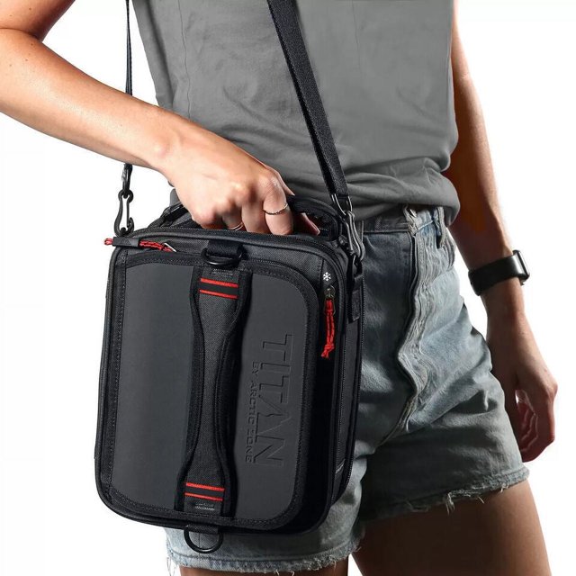 Titan Expandable Lunch Box with Ice Walls & Accessories - Walmart.com