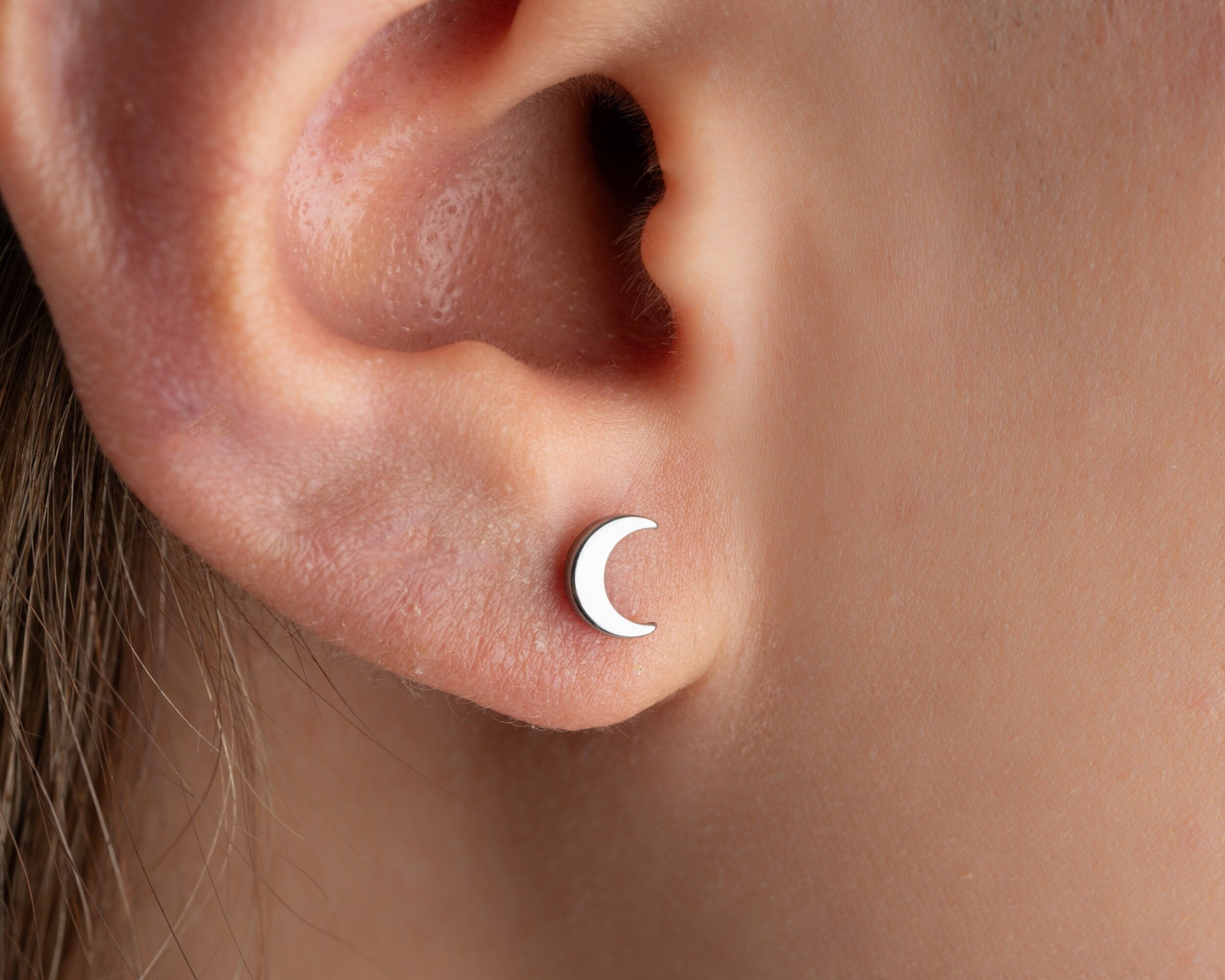 Titanium Crescent Moon Labret Stud, Threadless Flatback Tragus Earring ...