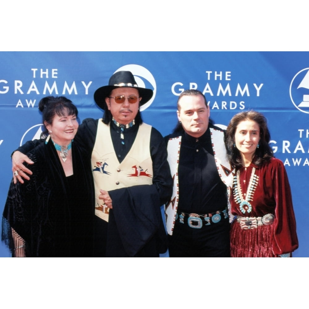 Tom Bee And Douglas Spotted Eagle At 2002 Grammy Awards La Ca 2272002 ...