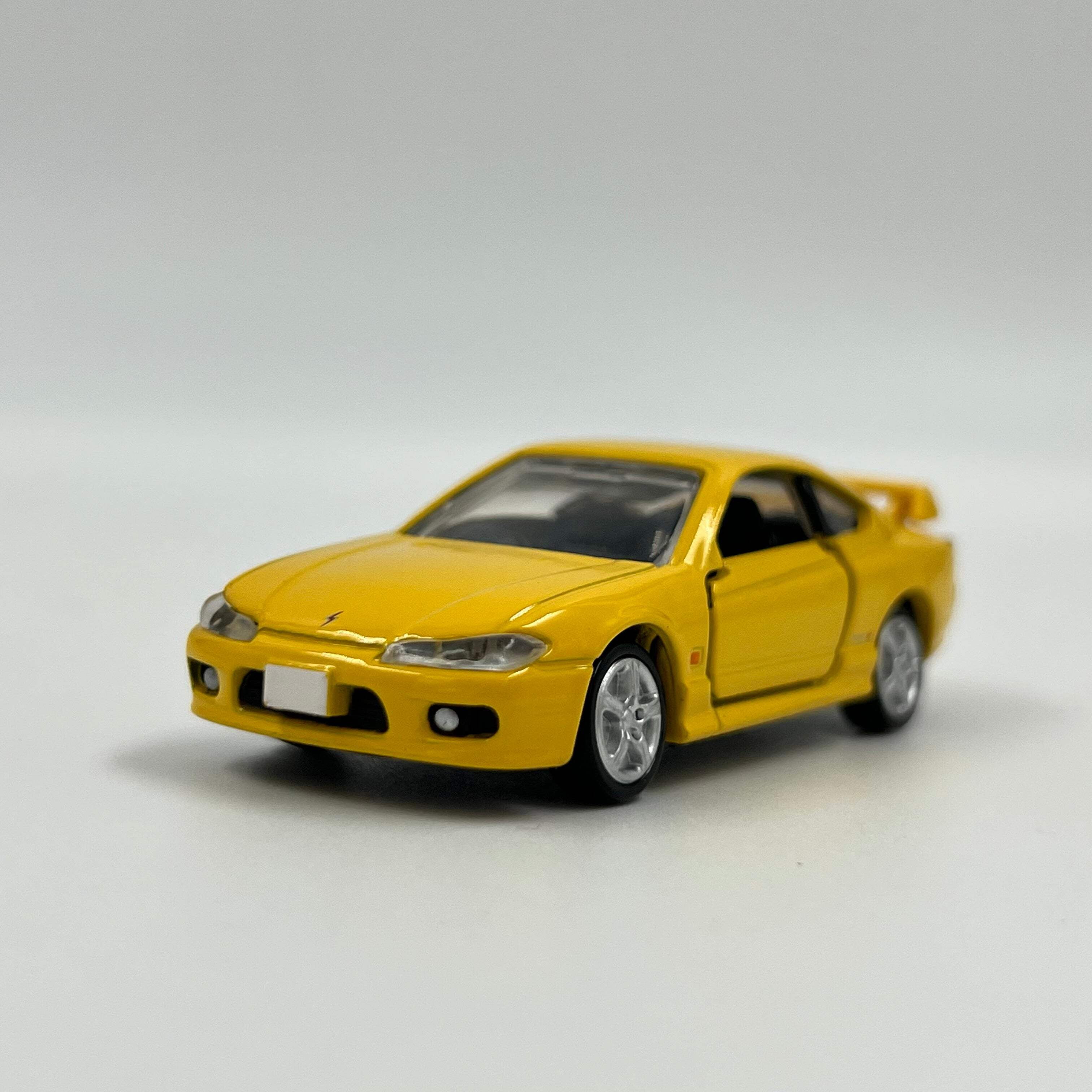 Tomica Premium Nissan Silvia (S15) Takara Tomy - Walmart.com
