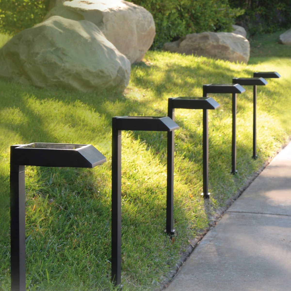 Tommy Bahama Solar LED Pathway Lights, 30 Lumen, 6 Pack, Metal, 1671623 ...