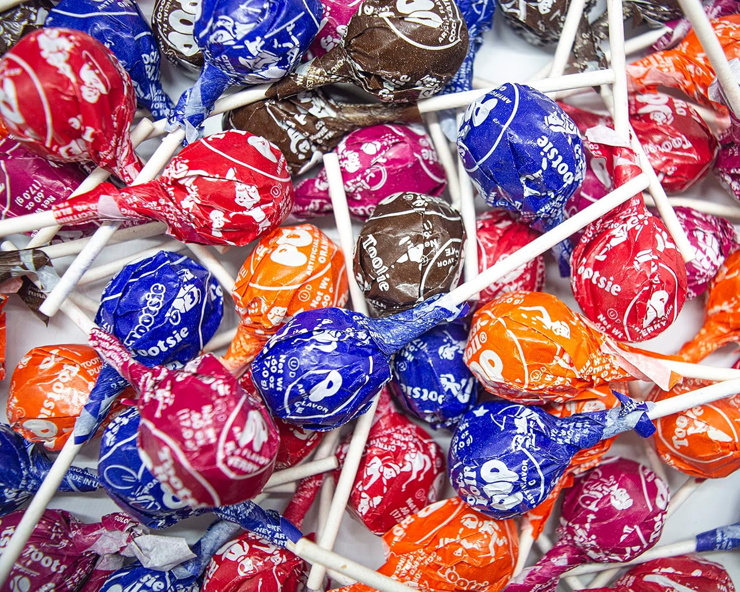 Tootsie Roll Pops with Chocolate Tootsie Roll Center - 1lb Bulk Bag ...