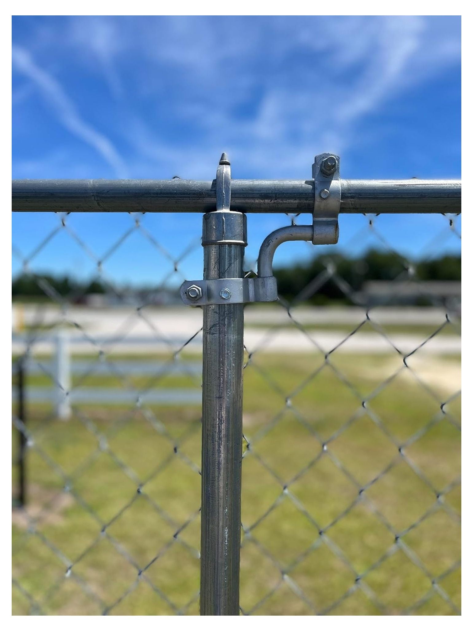 Top Rail Lock Device 1-3/8" Top Rail x 1-5/8" Post - 4 Pack - Stop ...