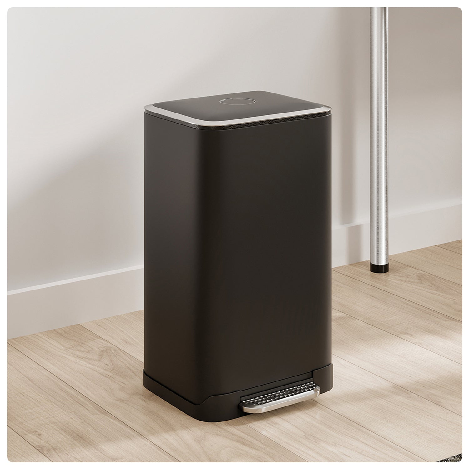 Totti 8 Gallon (32L) Matte Black Pedal Trash Can with Soft Closing ...