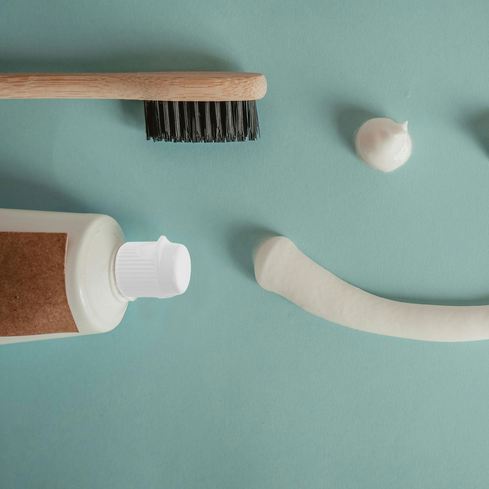 Toyvian 30pcs Travel Toothpaste Covers Flip-design Toothpaste Caps ...