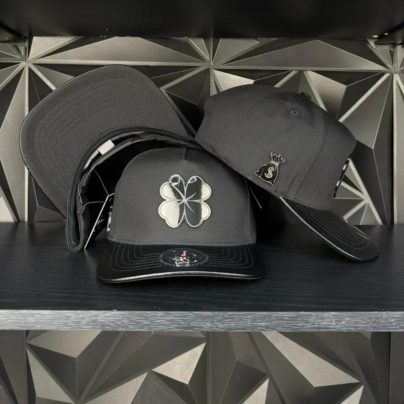Trébol plate SnapBack hat-black/leather - Walmart.com