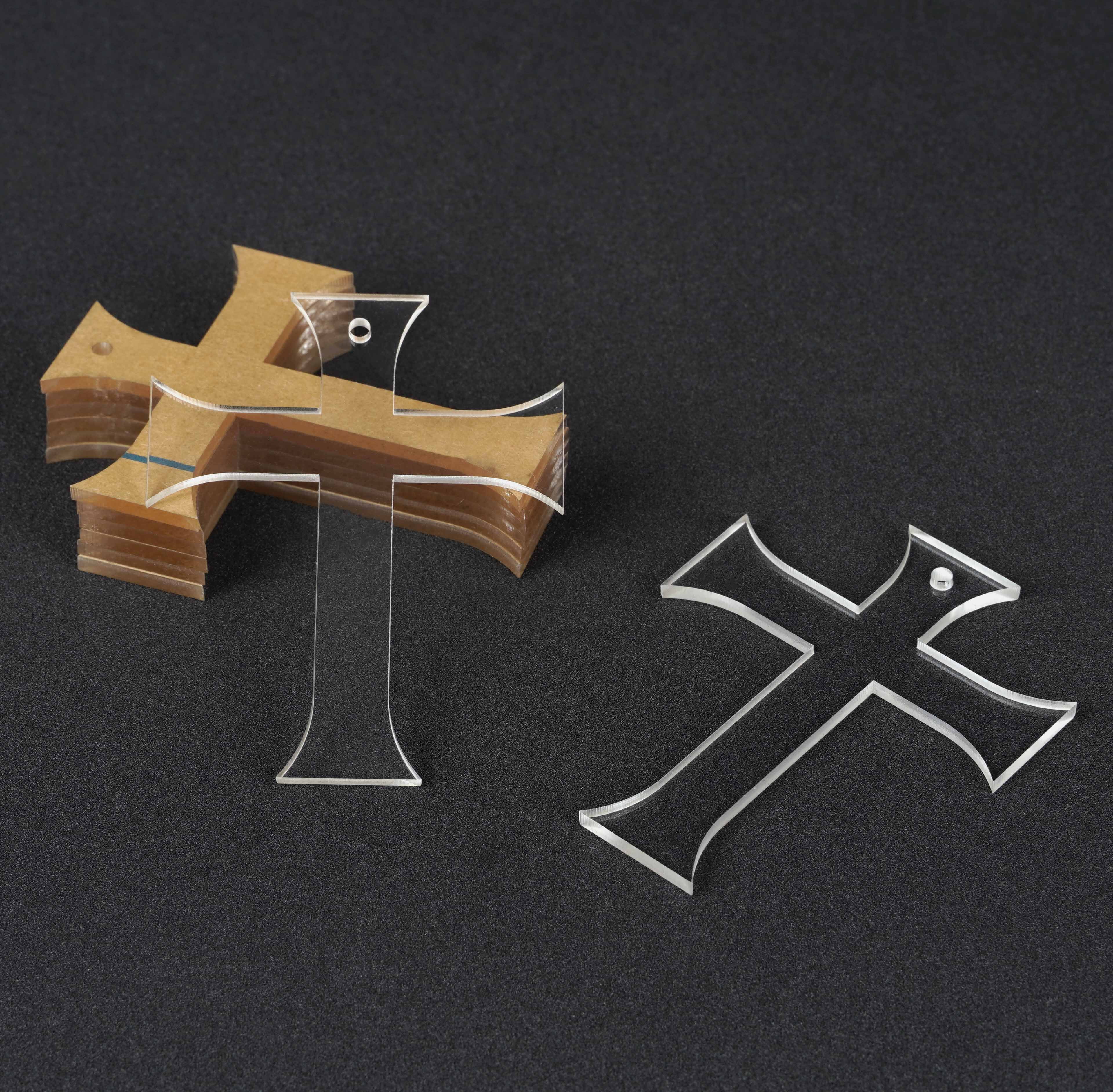 Traceease 3" inches Cross Shape With Hole Clear Acrylic Ornament Blank ...