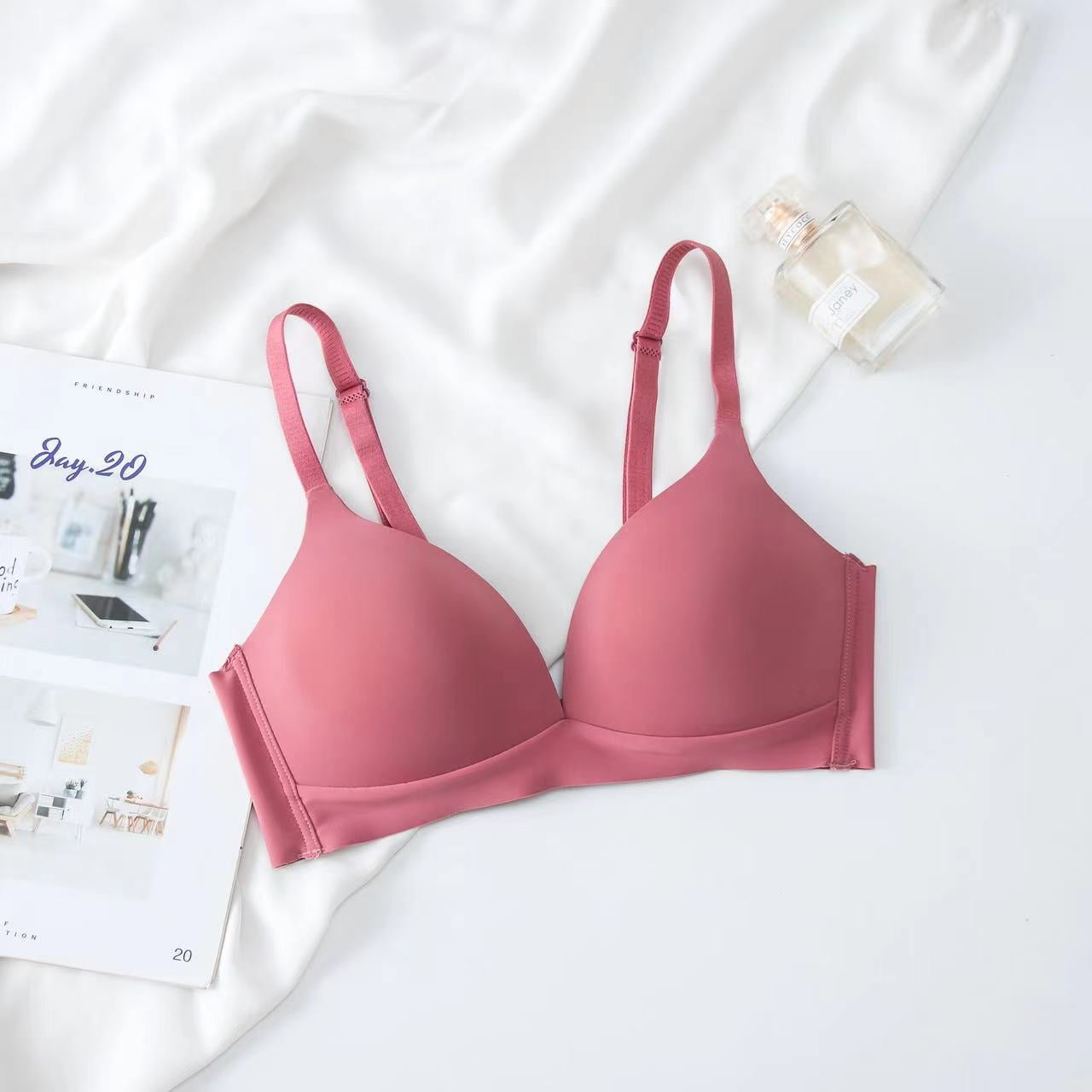 Traceless Underwear Non-rims Small Chest Gathering Upper Bracing Side Gathering Auxilary Breast ...