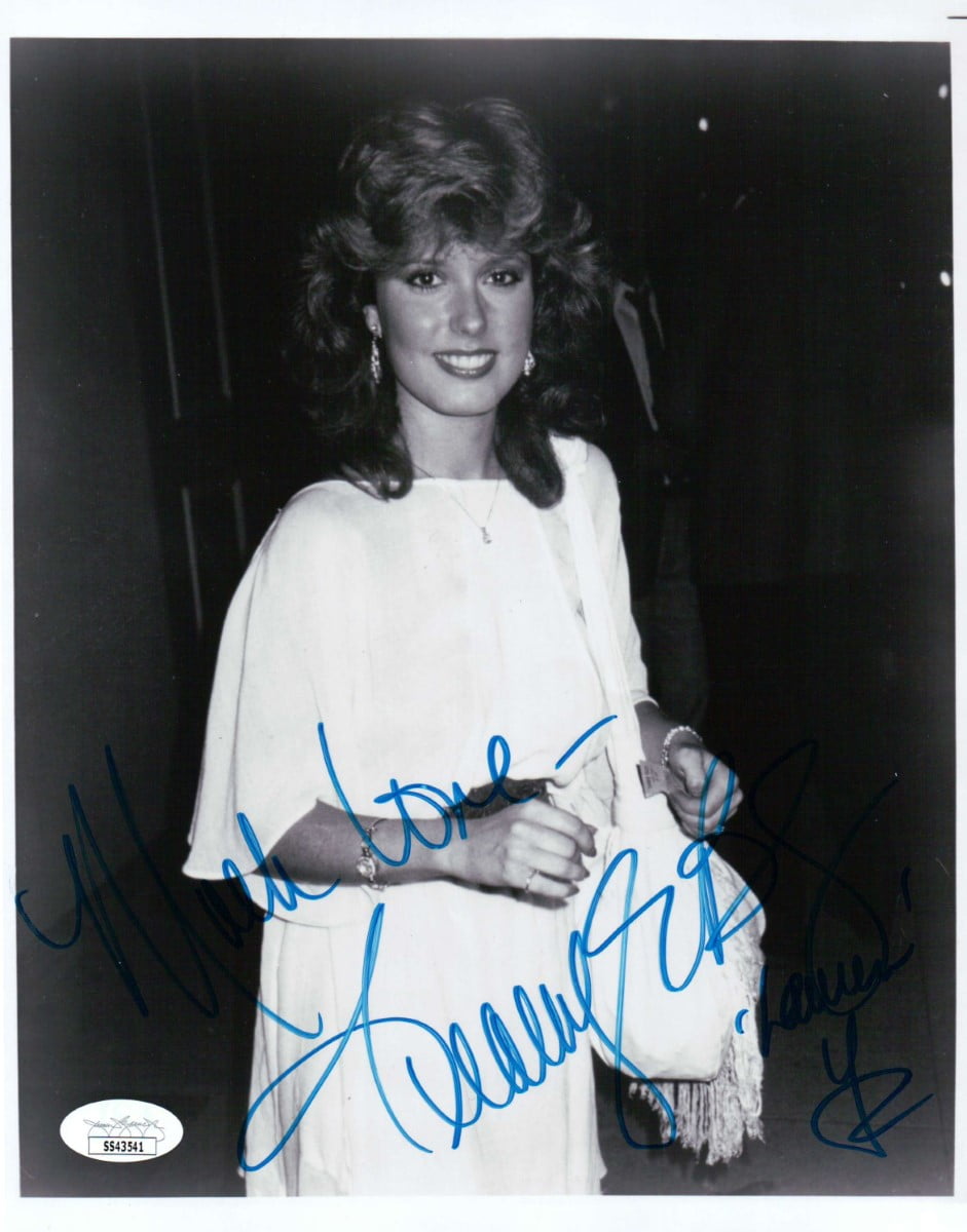 Tracey Bregman Signed Autographed 8X10 Photo Young & The Restless JSA ...
