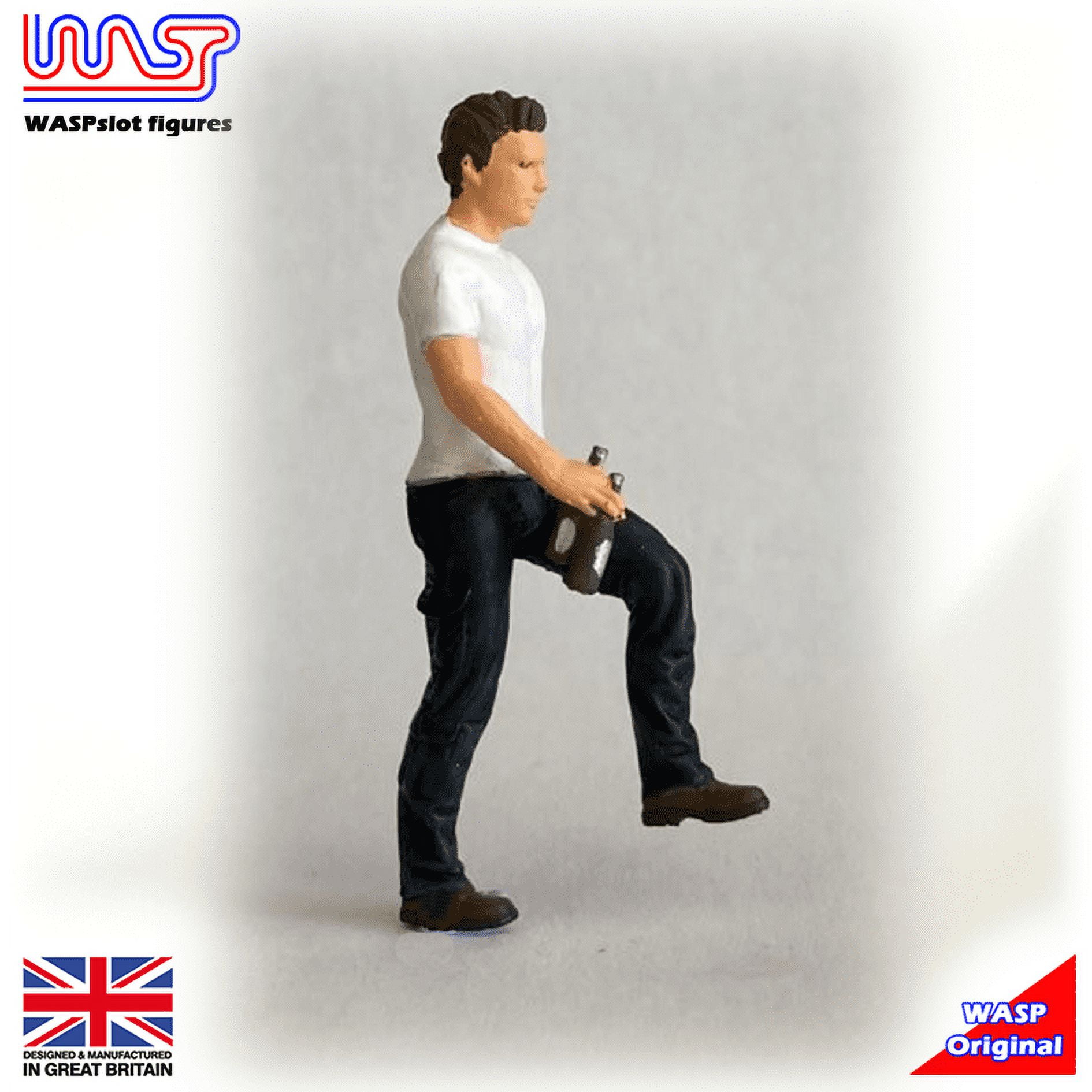 Trackside Figure Scenery Display No 117 1:32 Scale Wasp - Walmart.com