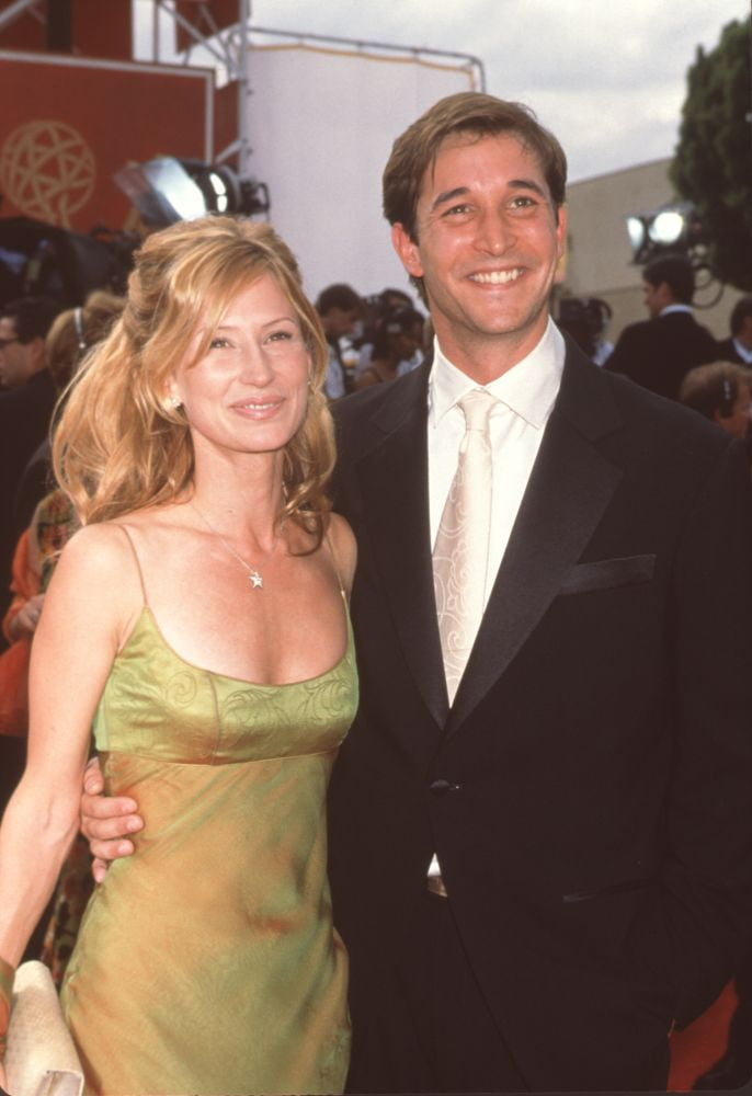 Tracy Warbin In Green Dress With Noah Wyle In Suit At 49Th Emmy Awards ...