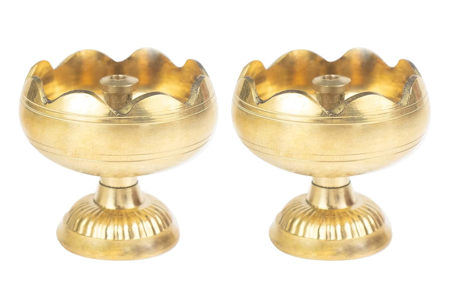 Traditional Brass Diya for Puja | Pooja Aarti | Arti Deepak Deepam Oil ...