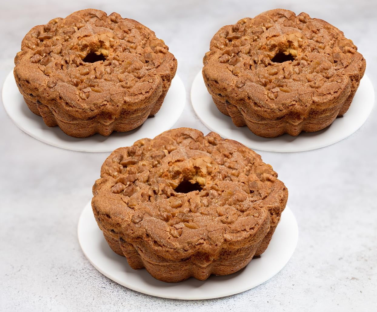 Traditional Cinnamon Walnut Coffee Cake - Cinnamon Streusel and Chopped ...