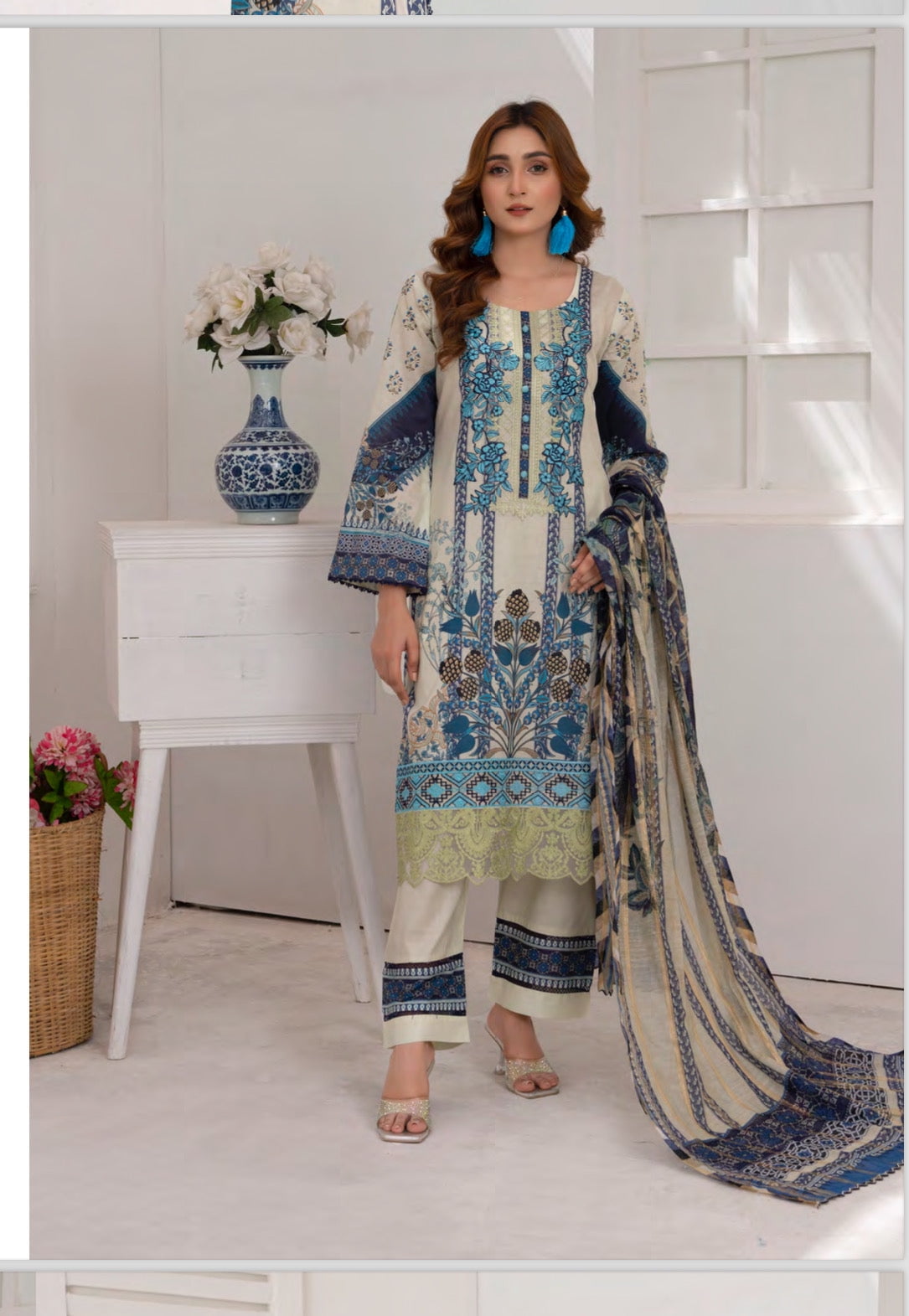 Traditional Pakistani Salwar Kameez Suit,Cultural Wear for Women, D04 ...