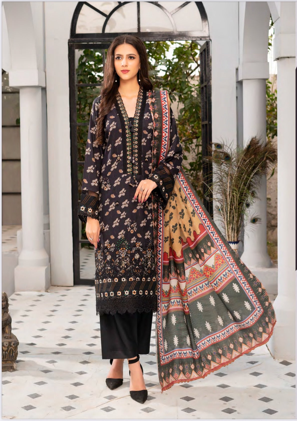 Traditional Pakistani Salwar Kameez, Cultural Wear for Women,10 ...