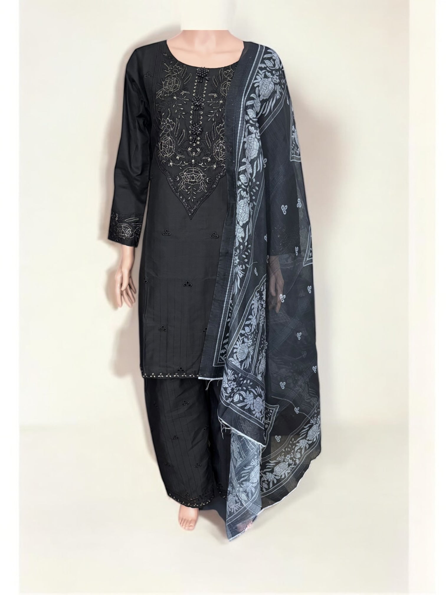 Traditional Pakistani Salwar Kameez, Cultural Wear for Women,281 ...