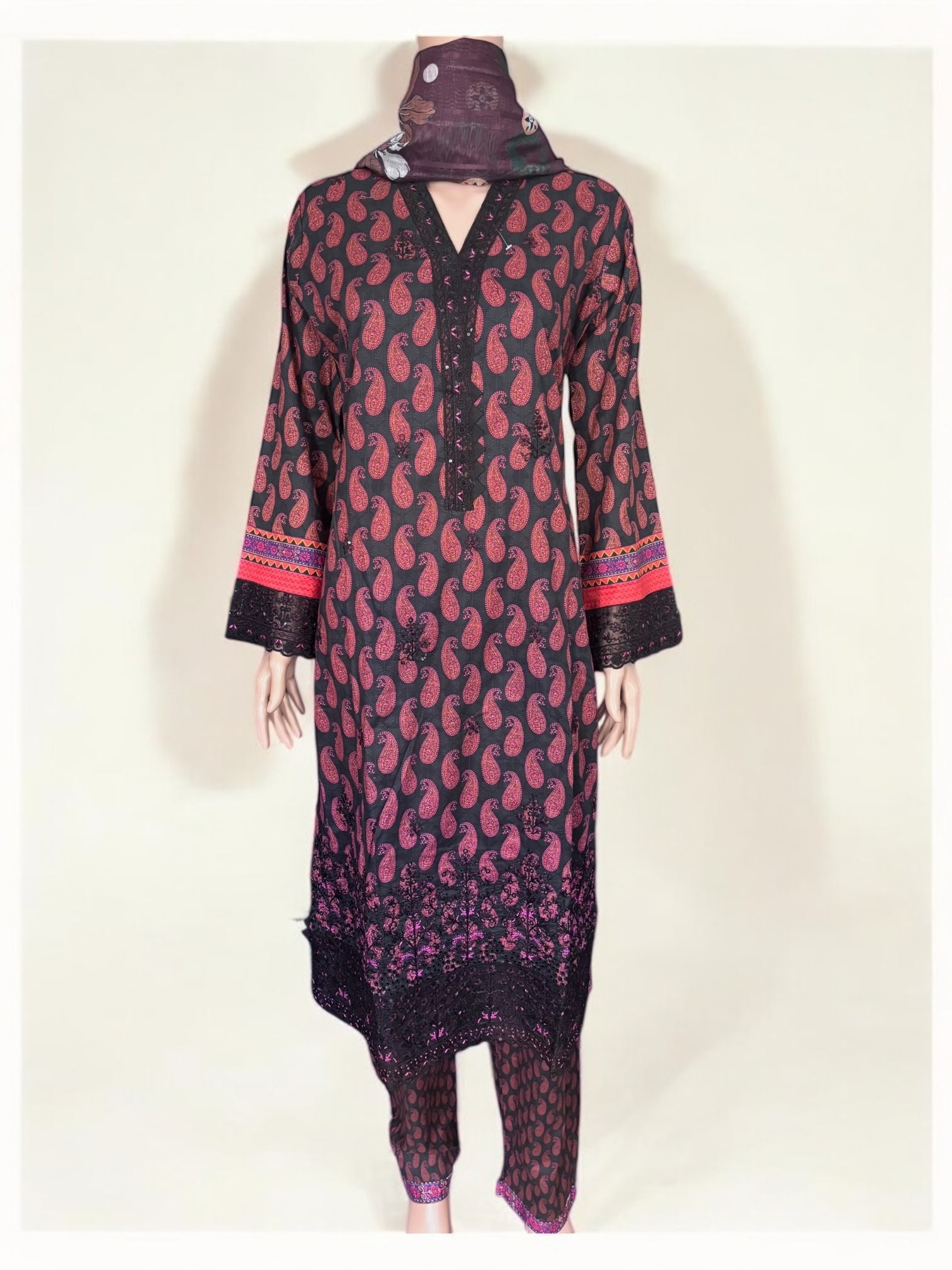 Traditional Pakistani Salwar Kameez, Cultural Wear for Women,284 ...