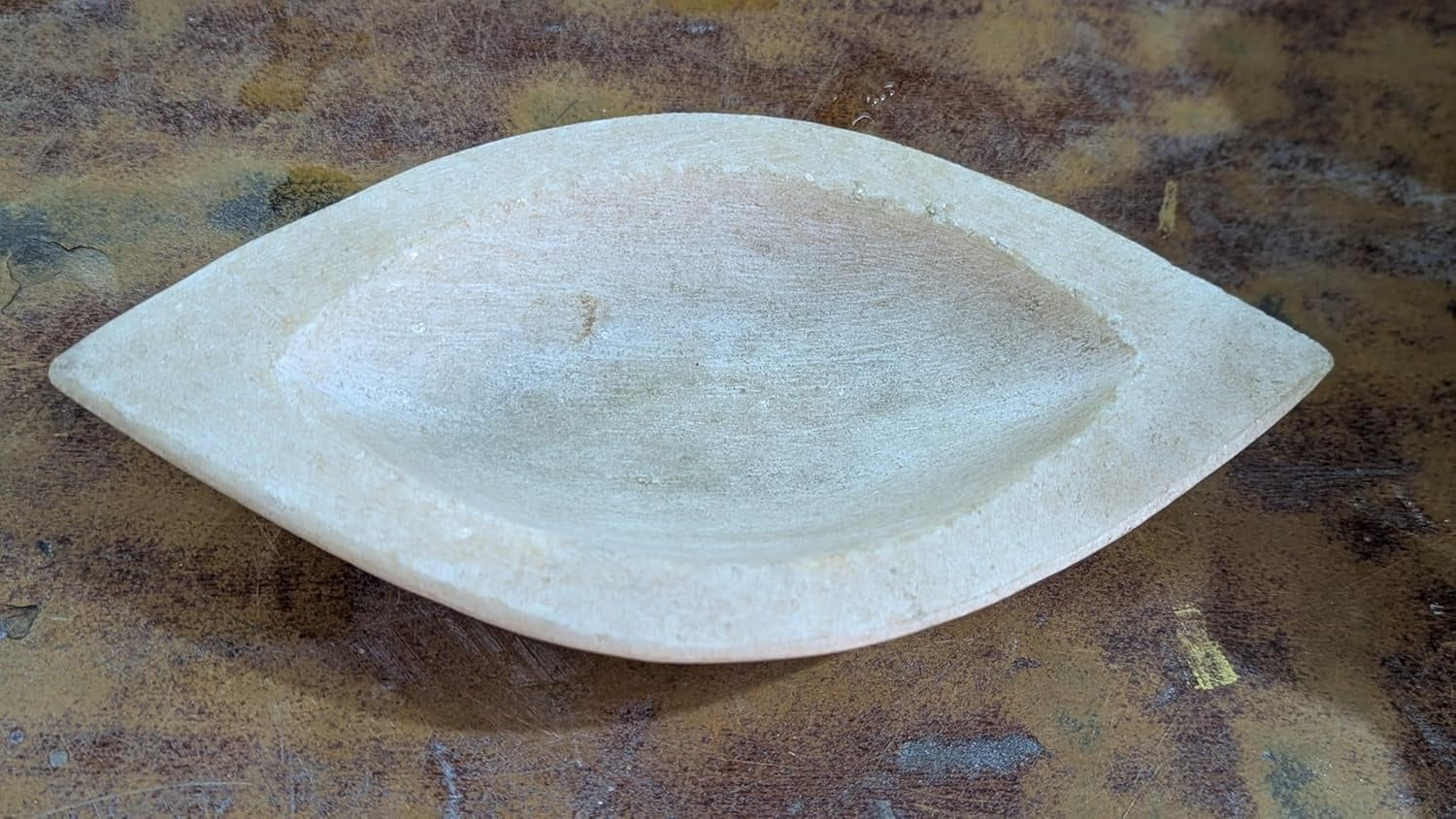 Traditional Stone Kharal Grinding Plate EyeShaped Design marble mortar ...