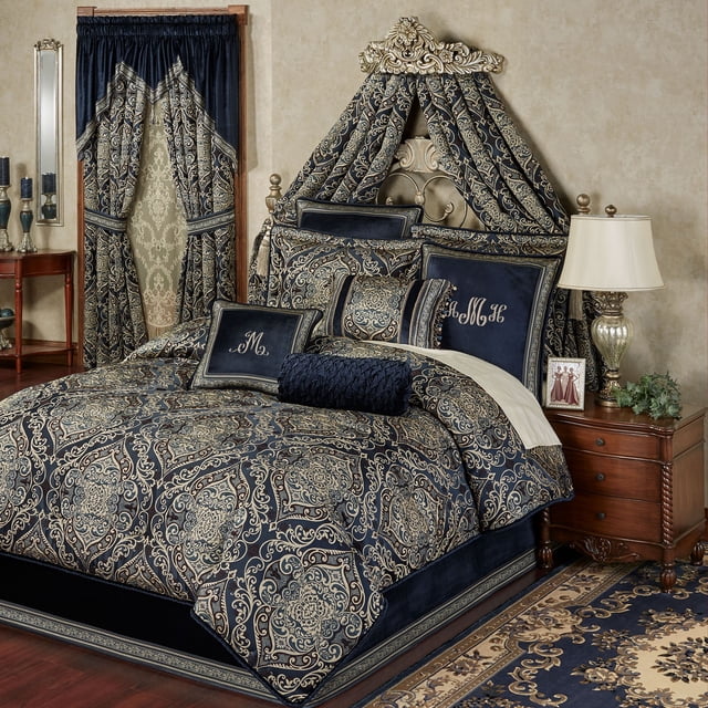 Traditional Virtuoso Jacquard Woven Midnight Blue Oversized Comforter ...