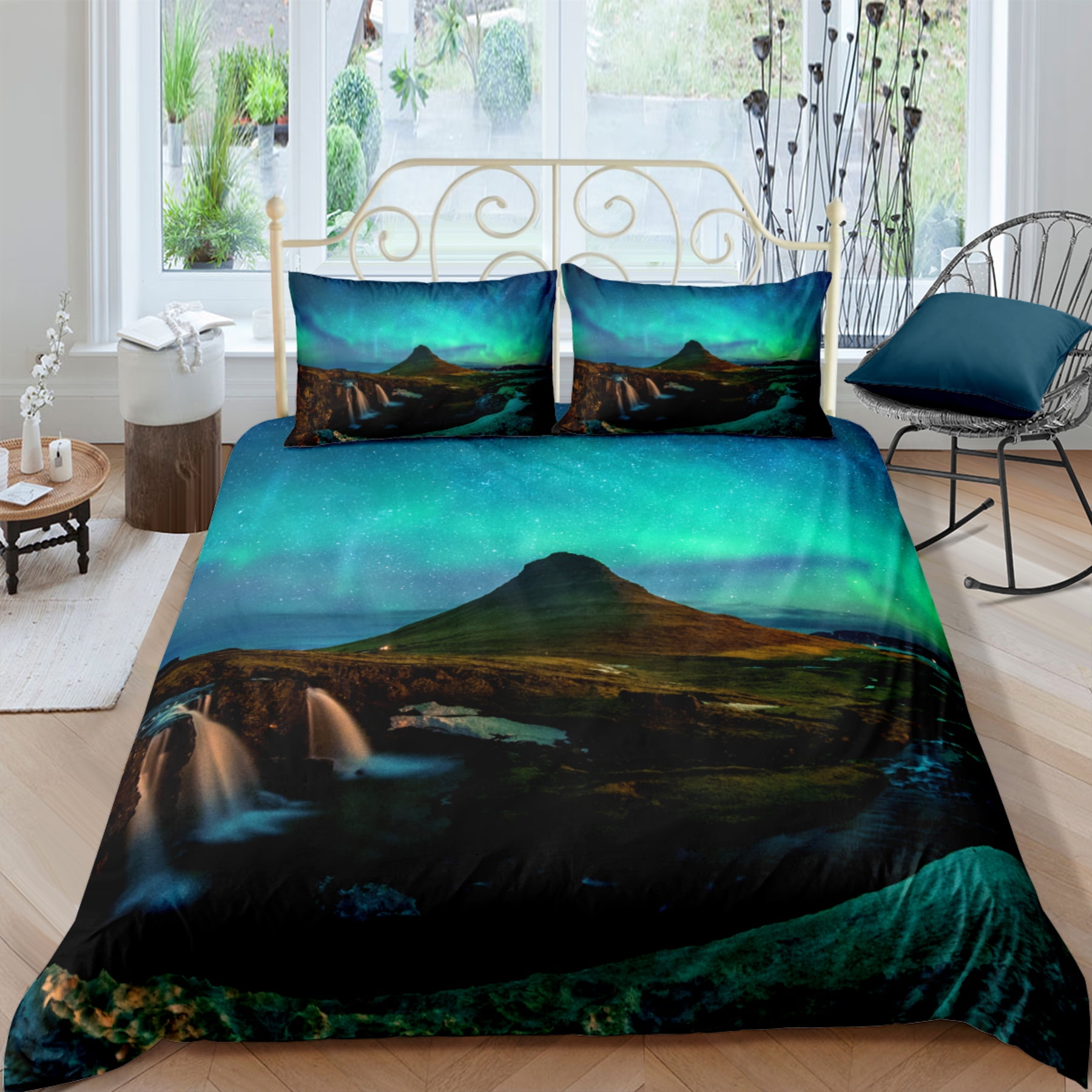Transform Your Bedroom with Our Stunning Mountain Range Bedding Set ...