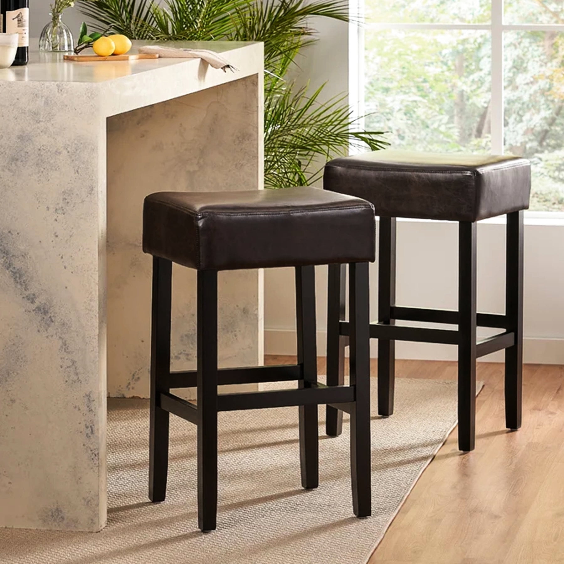 Transitional Design & 250-Pound Capacity - Different Body Types in Bars ...