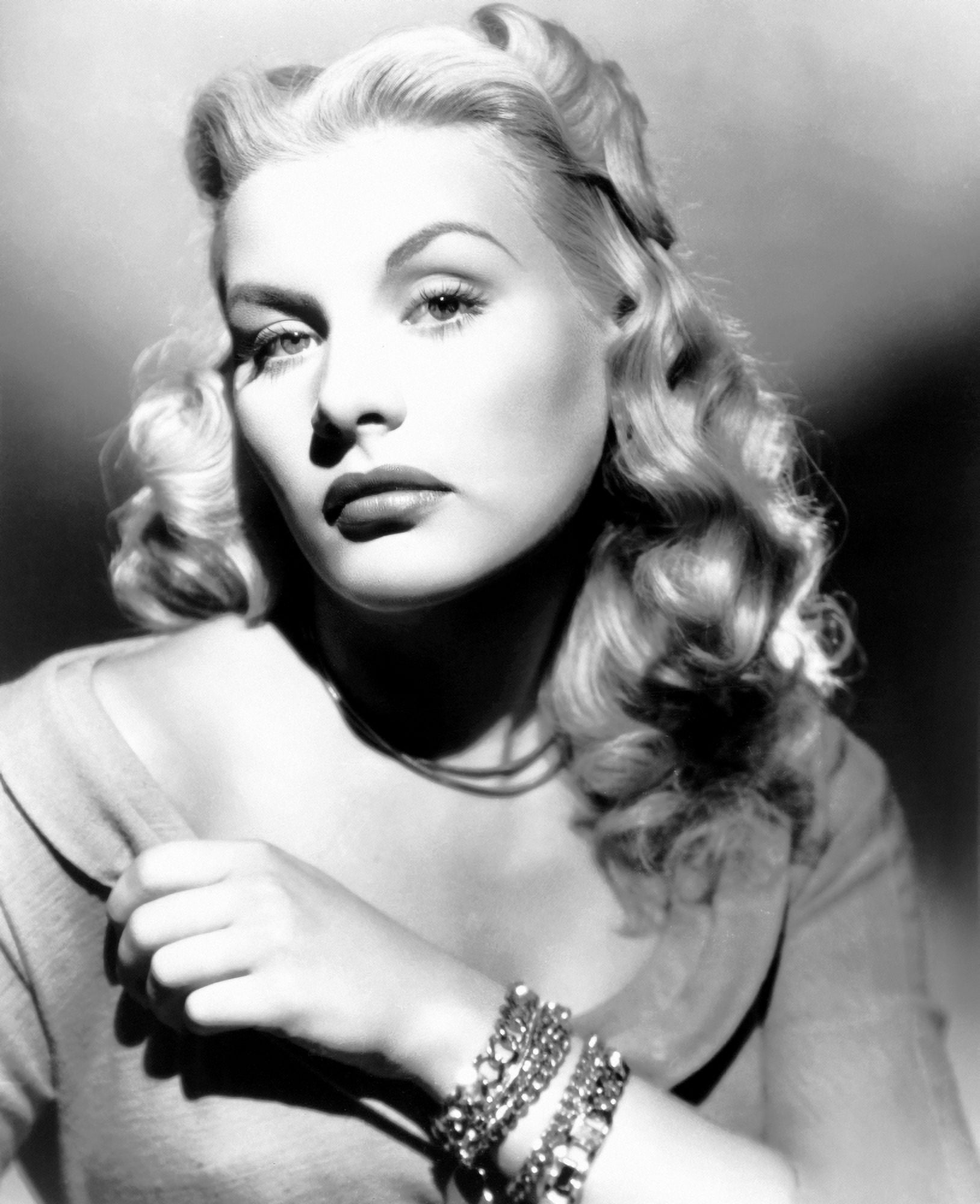 Trapped Barbara Payton 1949 Photo Print (8 x 10) - Walmart.com