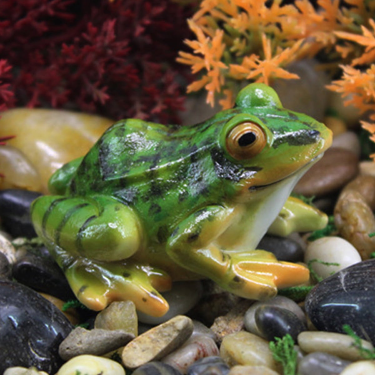 Travelwant Cute Miniature Frog Statue Outdoor Garden Frog Statue Frog ...