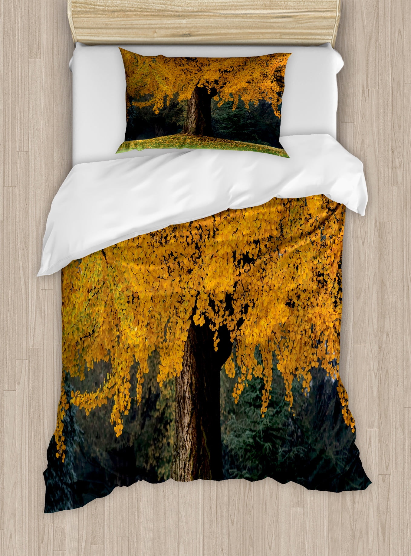 Tree Duvet Cover Set, Old Tree with Leaves During Fall Evergreen Forest ...