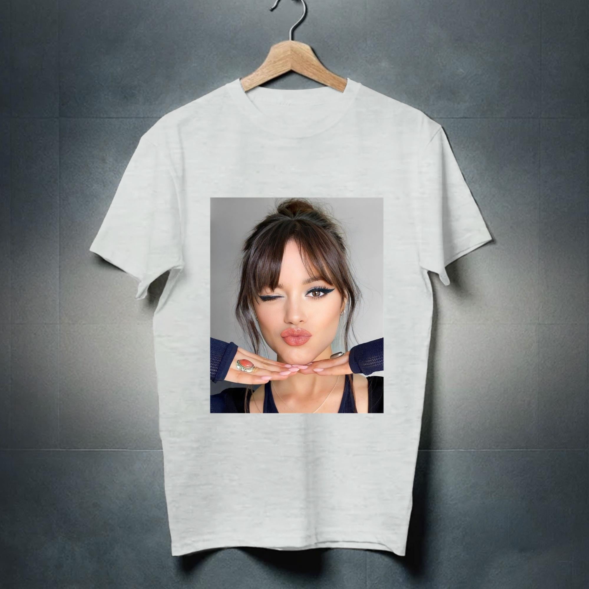 Trending TV Show Character Tee, Famous Actress Shirt - Walmart.com