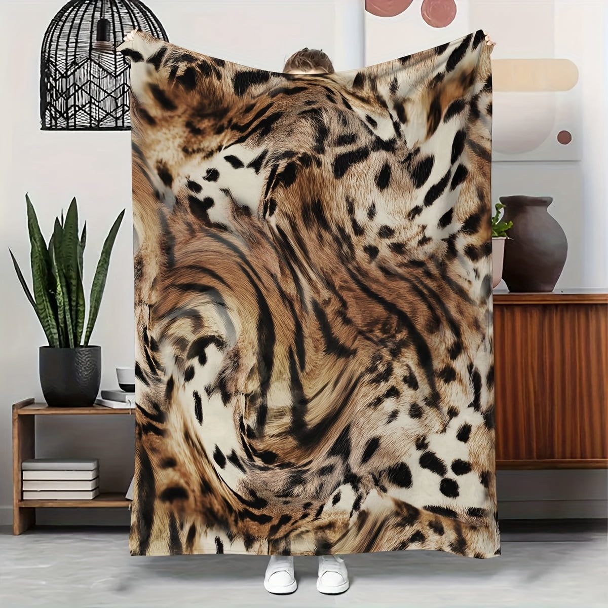 Trendy Leopard Print Faux Fur Texture Flannel Blanket, Light Luxury ...