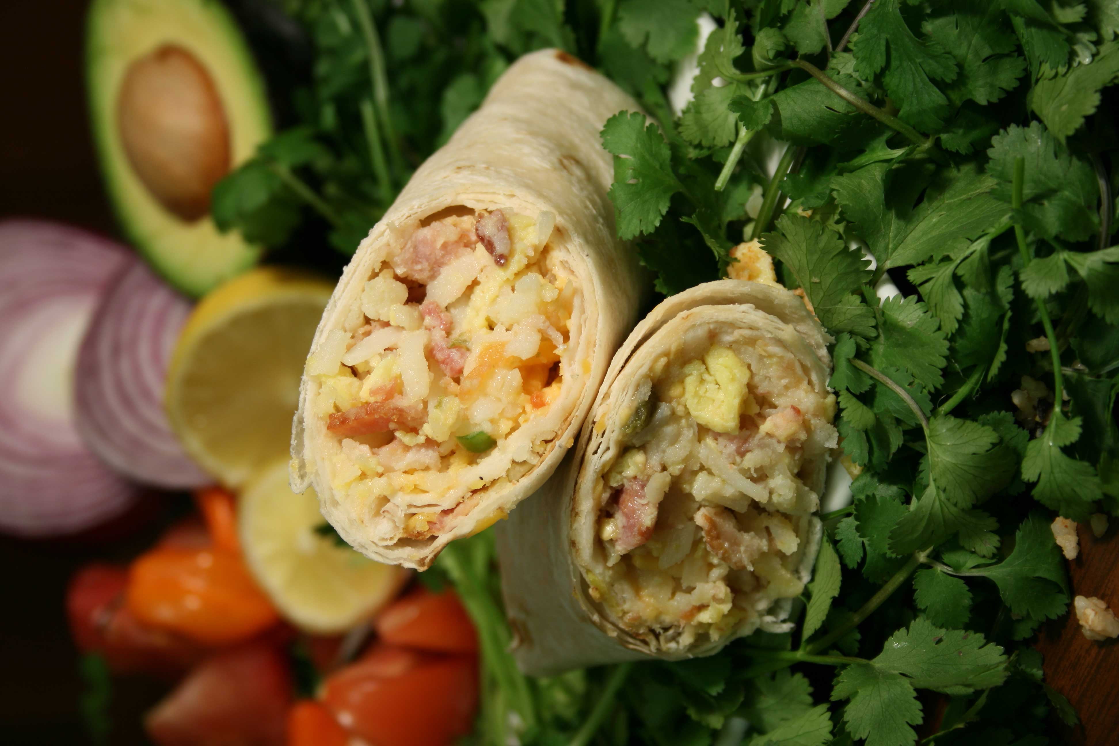 Tres Picosos Potato Bacon and Egg Green Chile Burrito -- 12 per case ...