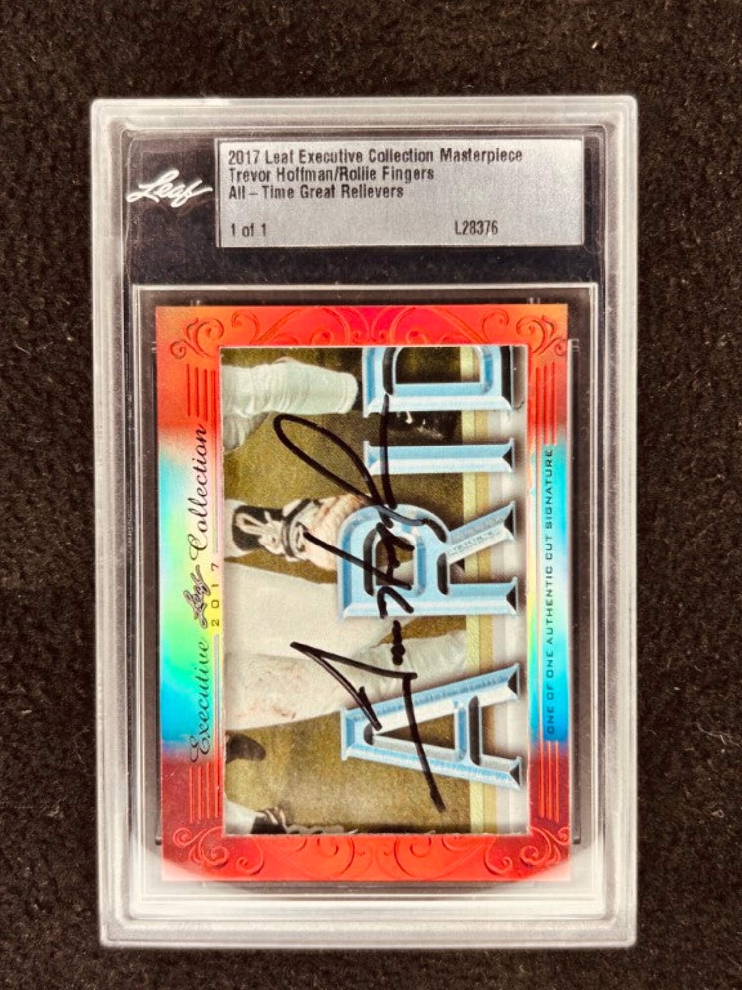 Trevor Hoffman and Rollie Fingers 2017 Leaf Masterpiece Cut Signature ...
